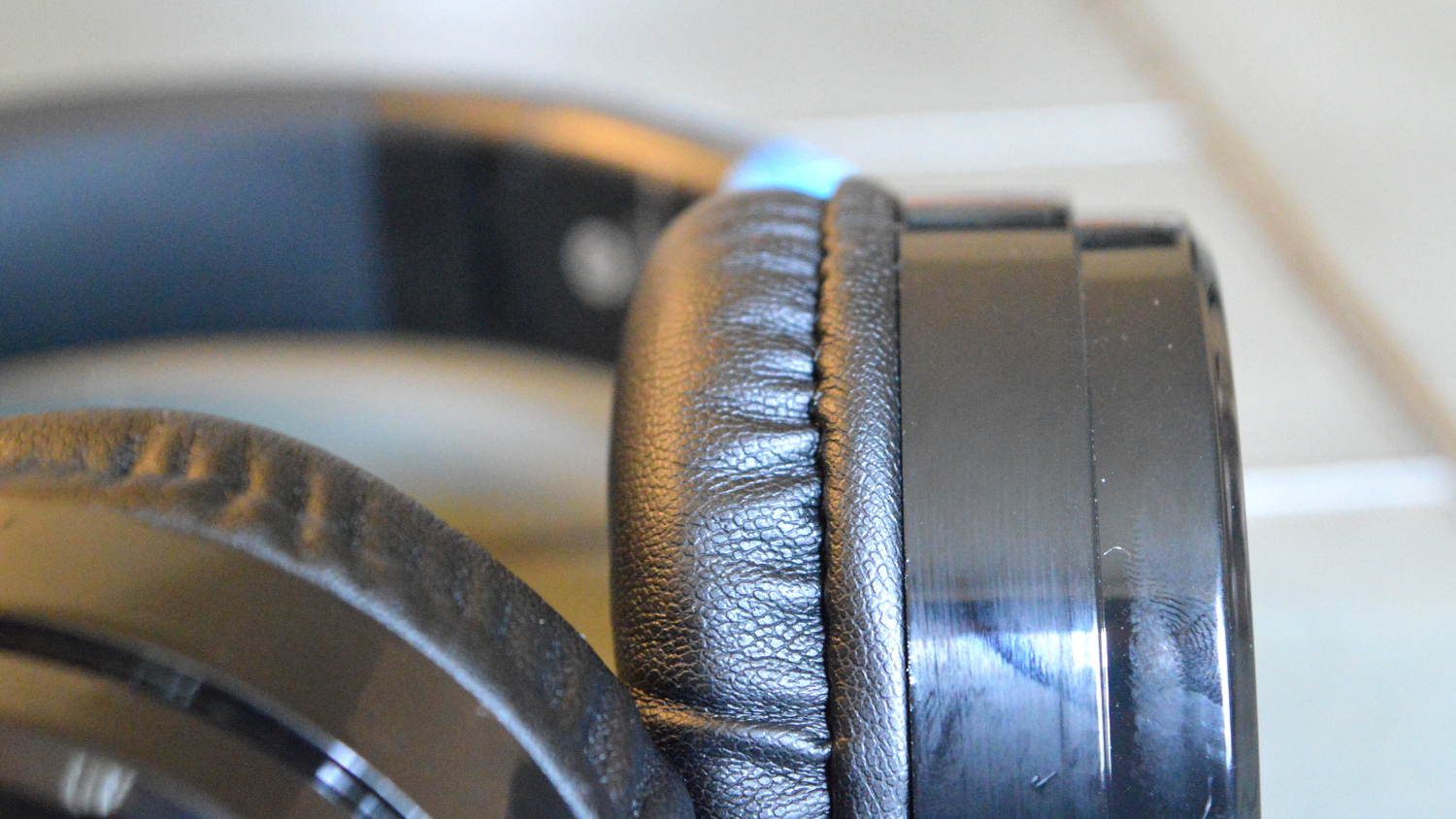 Sound Intone P6 Wireless Headphones Review - Headphone Review
