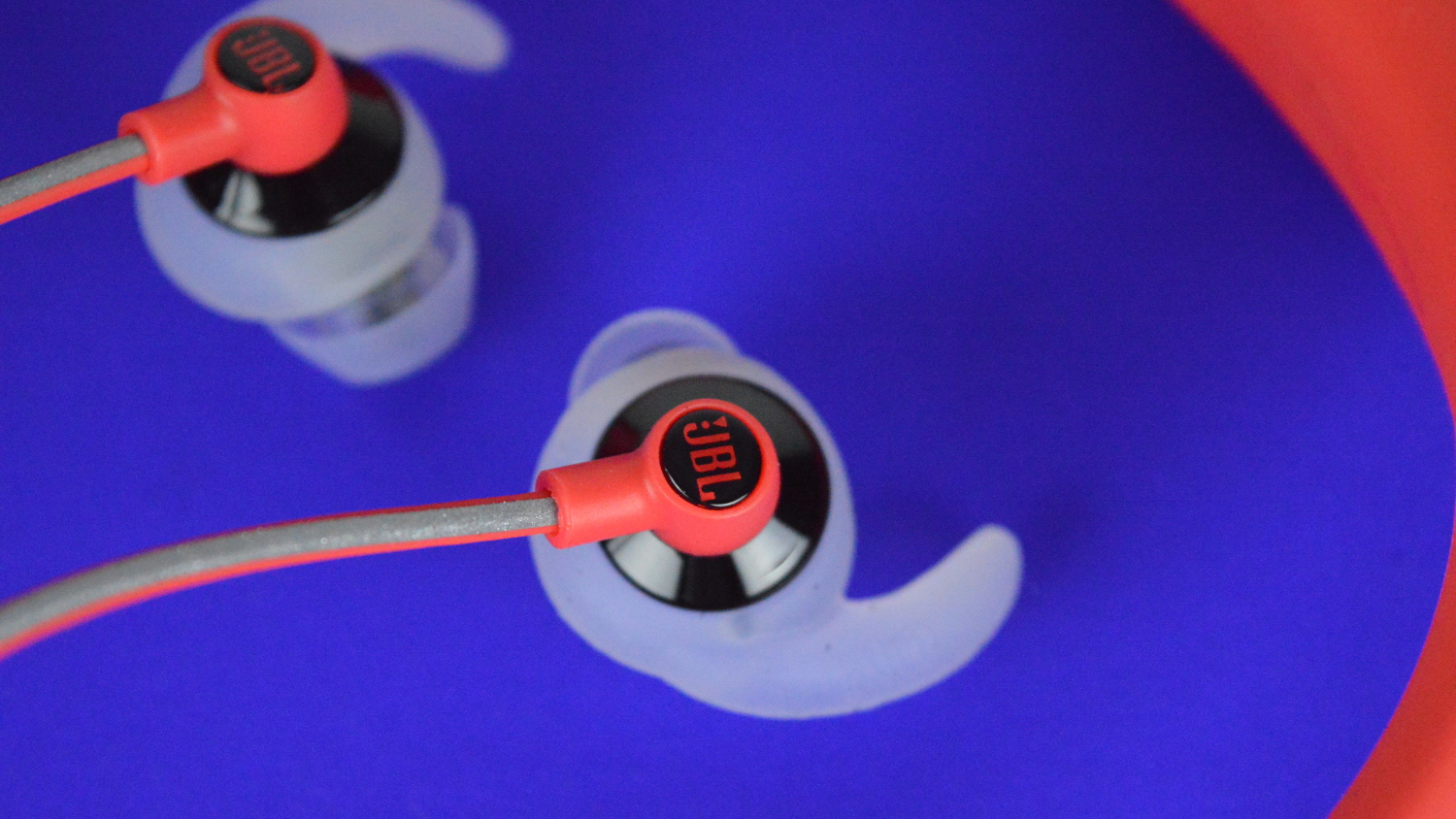 JBL Reflect Fit Sports Neckbuds Review - Headphone Review