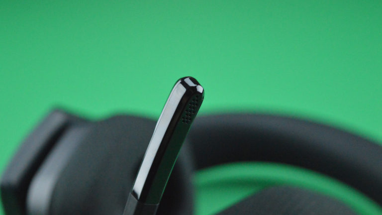 Alienware AW988 Wireless Gaming Headset Review - Headphone Review