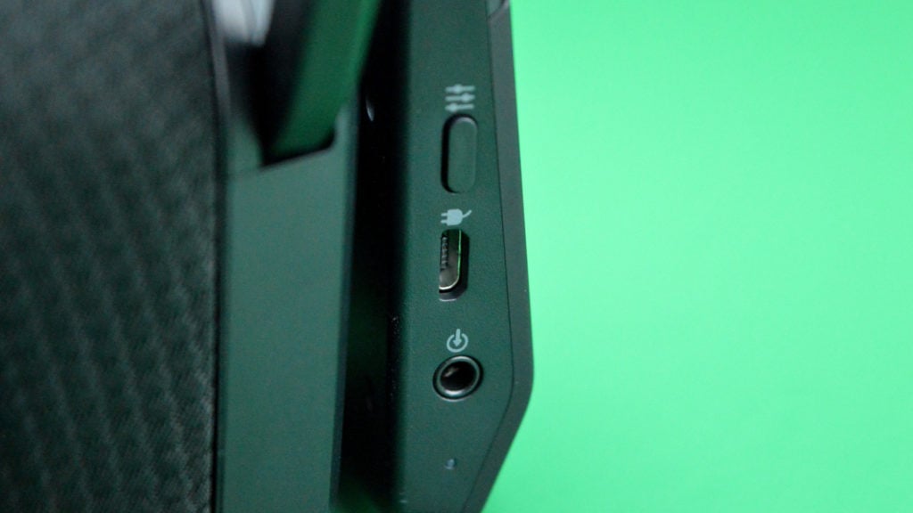 Alienware AW988 Wireless Gaming Headset Review - Headphone Review