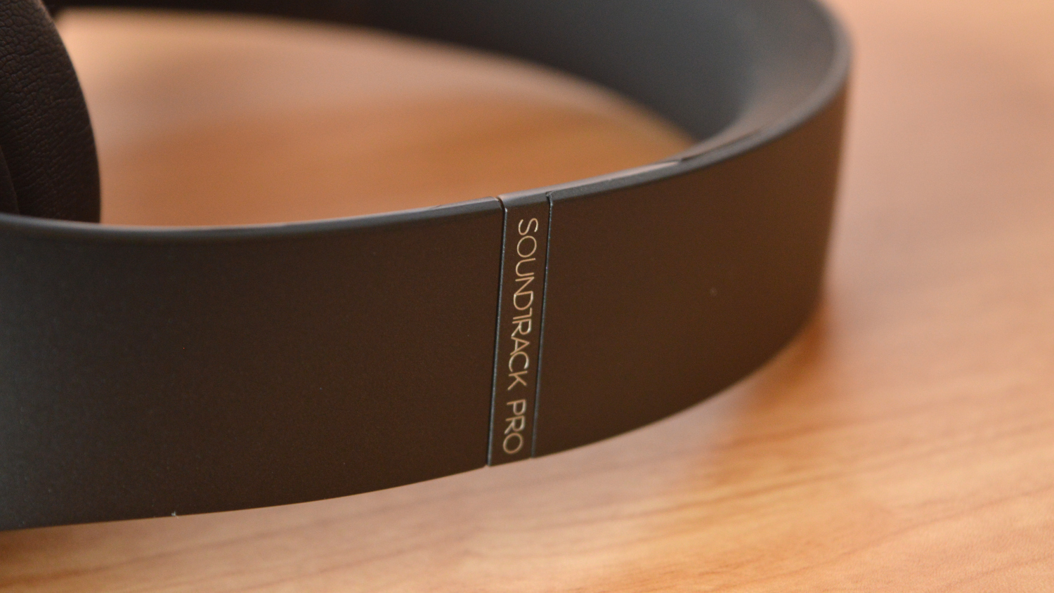 Sol Republic Soundtrack Pro Headphones Review - Headphone Review